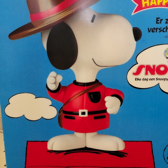 McDonald's | Other | Snoopy Around The World Tour Dutchnetherlands ...